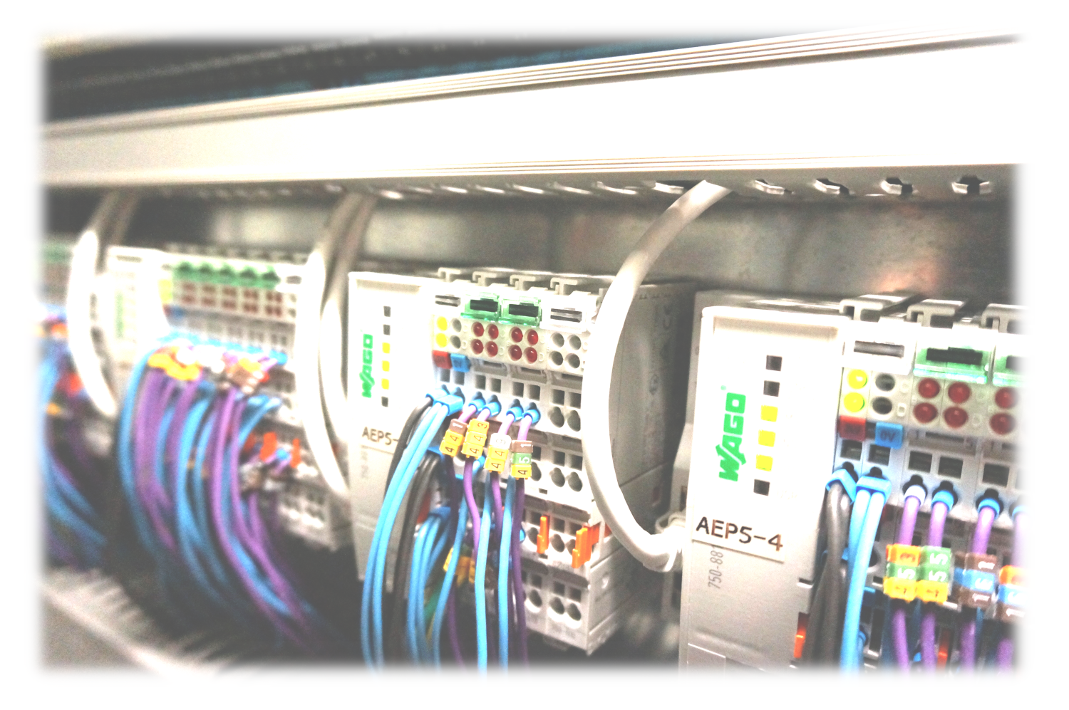 Manufacturing with PLC-Based Motor Control - Relectric